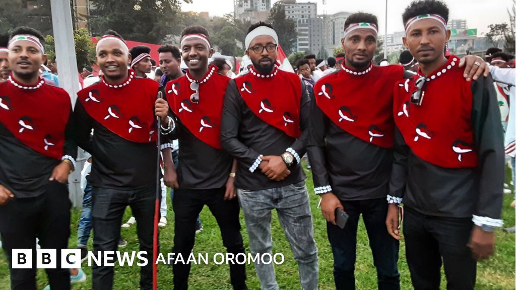 Irreecha 2021: Kabaja Ayyaana Irreecha Hora Finfinnee suuraaleen - BBC ...