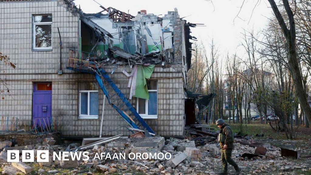 Raashiyaan haleellaa diroonii guddaa maagala guddoo Yukireen irratti ...