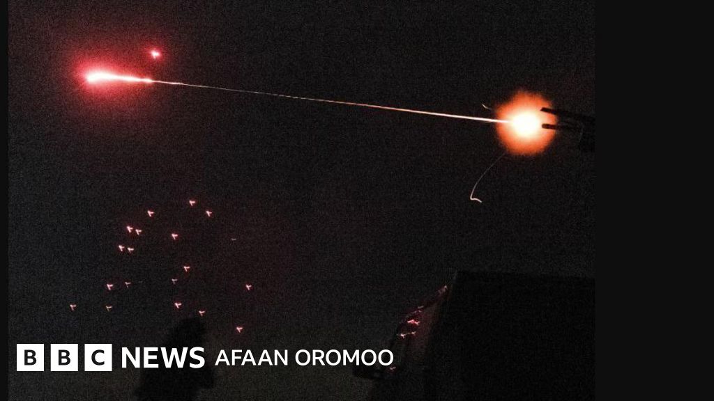 Raashiyaan marii Puutiin fi Tiraamp yaadame dura haleellaa diroonii ...