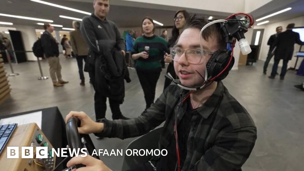 Qubee X tuqi foolii fuudhi! Viidiyoo ilaaluu qofa osoo hin taane ...