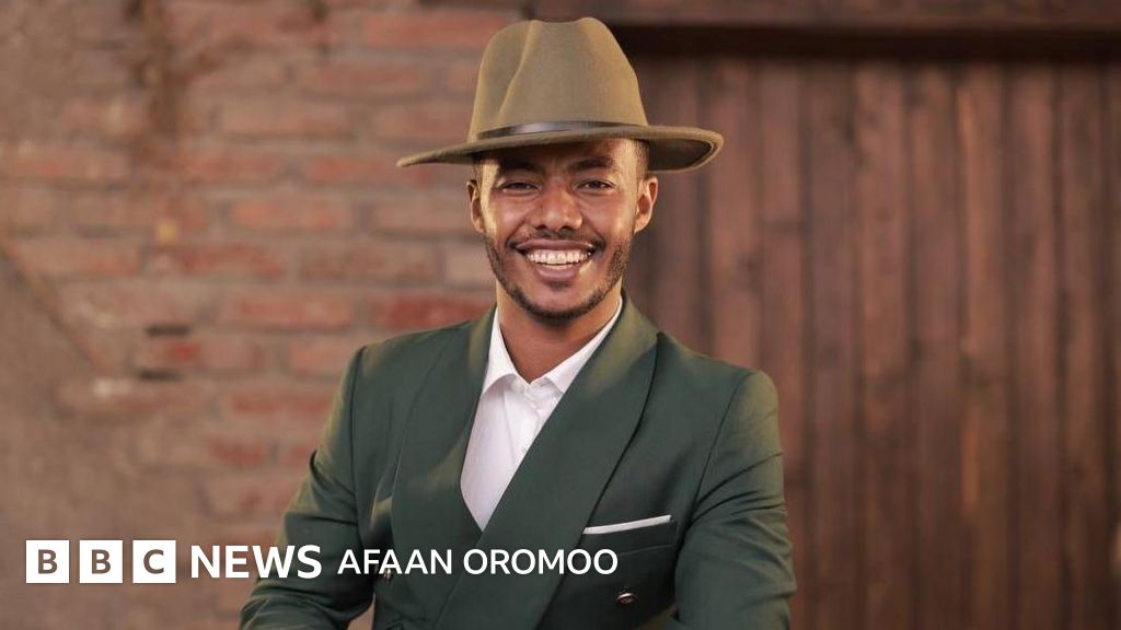 Qananii Addunyaa: Artist Andu'aalam Gosaa du'a kaadhimaa isaan ...