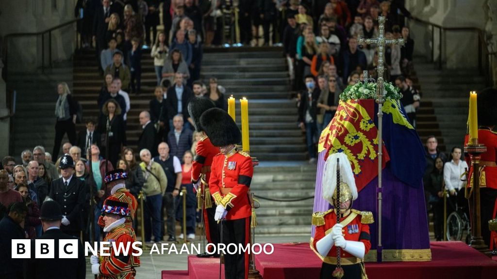 Ijoolleen Giiftiin Elizaabeet akkawootti ooltuuf owwaalcharratti uffata ...