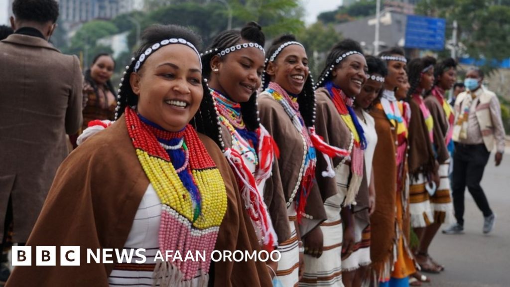 Kabaja Irreecha 2020 Magaalaa Finfinnee suuraadhaan - BBC News Afaan Oromoo