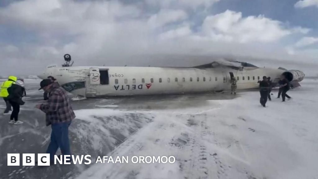 Balaa xiyyaaraa: Toroontootti xiyyaarri kufee ofirra garagalus ...