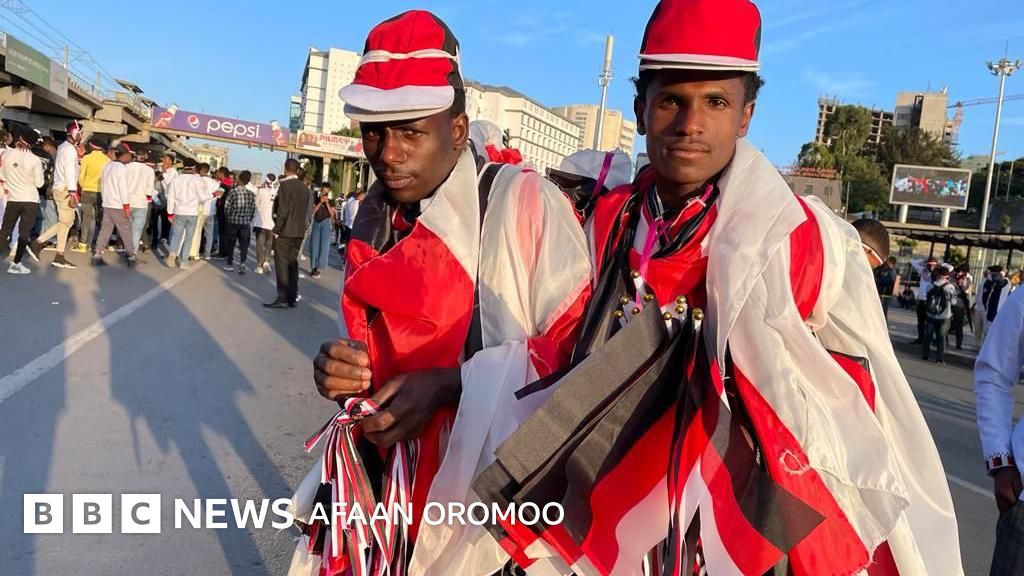 Suurawwan jala bultii ayyaana Irreechaa magaala Finfinneerraa - BBC ...