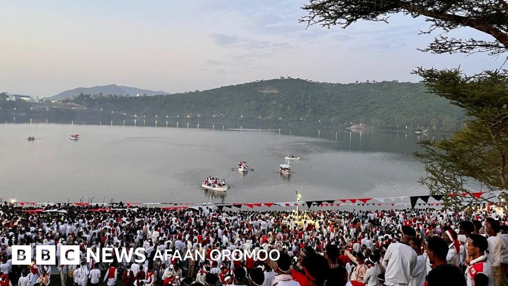 Irreecha Hora Harsadee suuraan - BBC News Afaan Oromoo