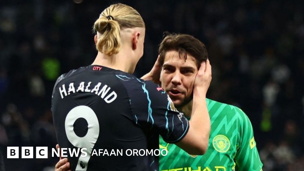 'Osoo goolii eegaa hin jijjiirree Arsenaal shaampiyonaa ta'ee ture ...