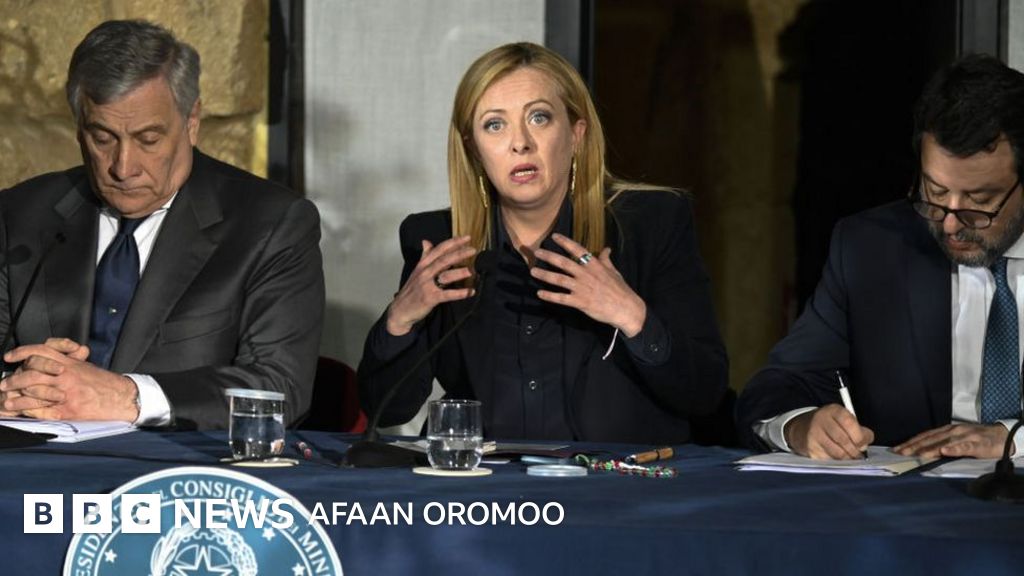 Xaaliyaaniin namota seeraan ala namoota daddabarsan hanga waggaa 30'n ...