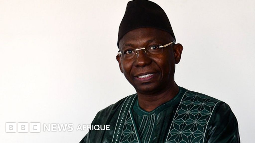 El Hadji Issa Sall, l'universitaire à la conquête de la présidence au ...