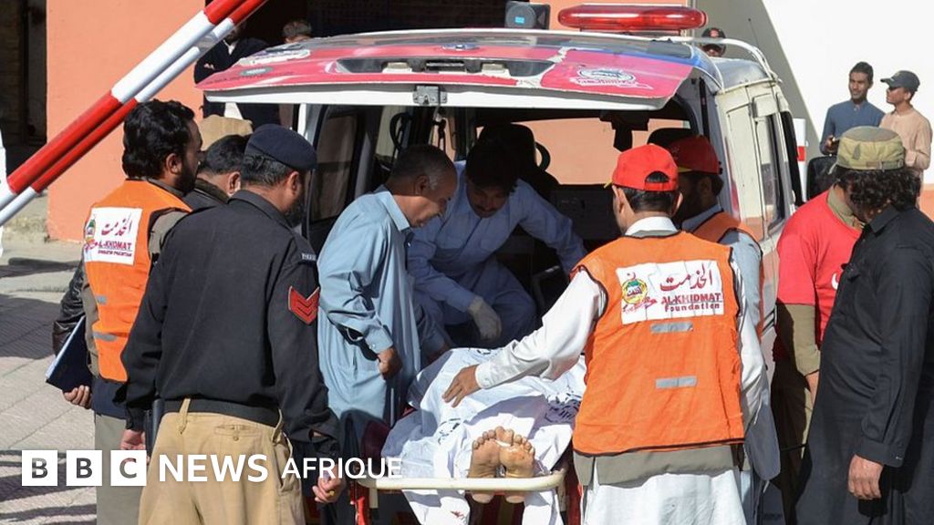 Pakistan Une Attaque Fait Au Moins 60 Morts à Quetta Bbc News Afrique