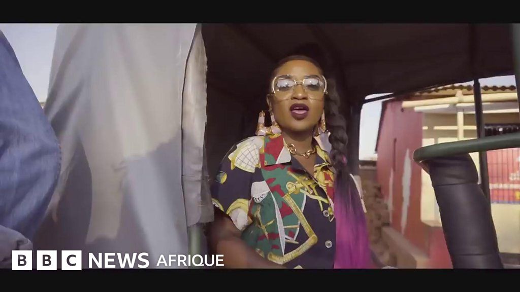 Hazel Mak, une chanteuse au service de son pays - BBC News Afrique