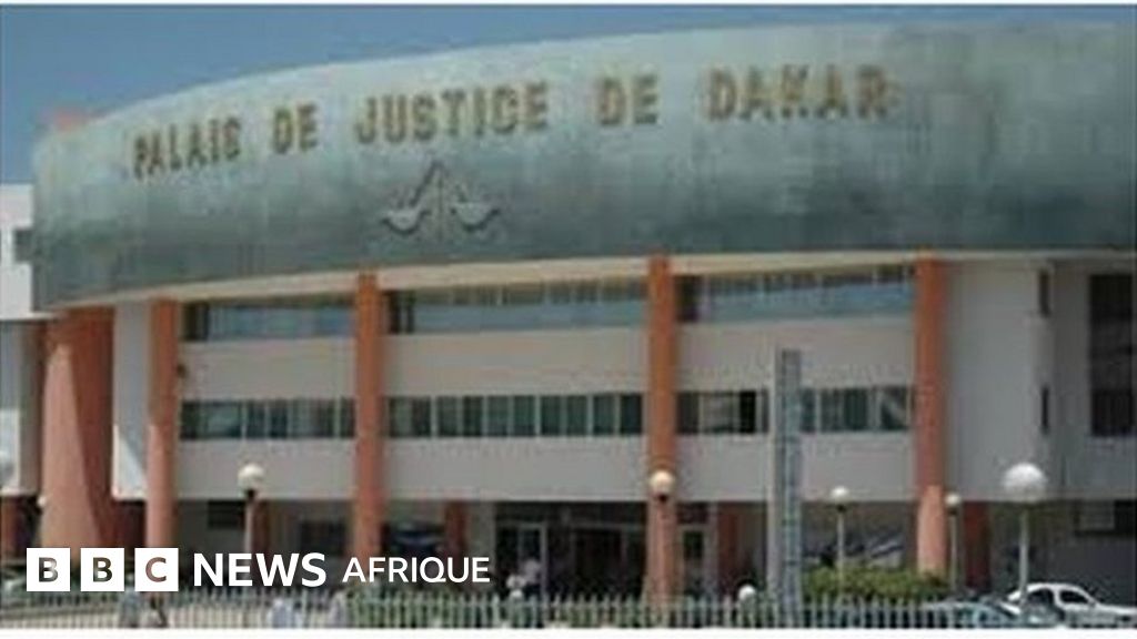 Sénégal : 2 ans de prison pour un imam accusé de terrorisme - BBC News ...