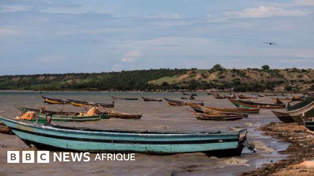 Ouganda : une pirogue chavire avec des footballeurs sur le lac Albert ...