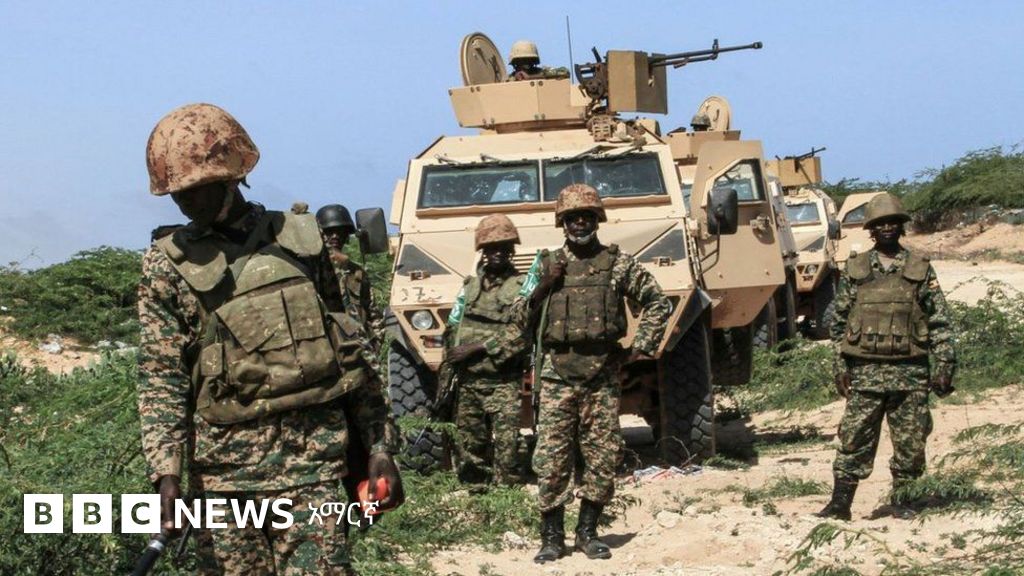 አልሸባብ ወታደራዊ ሰፈር ላይ ጥቃት ሲፈጽም የሸሹ ሁለት የኡጋንዳ ጦር መኮንኖች ከስራ ተባረሩ - BBC News አማርኛ
