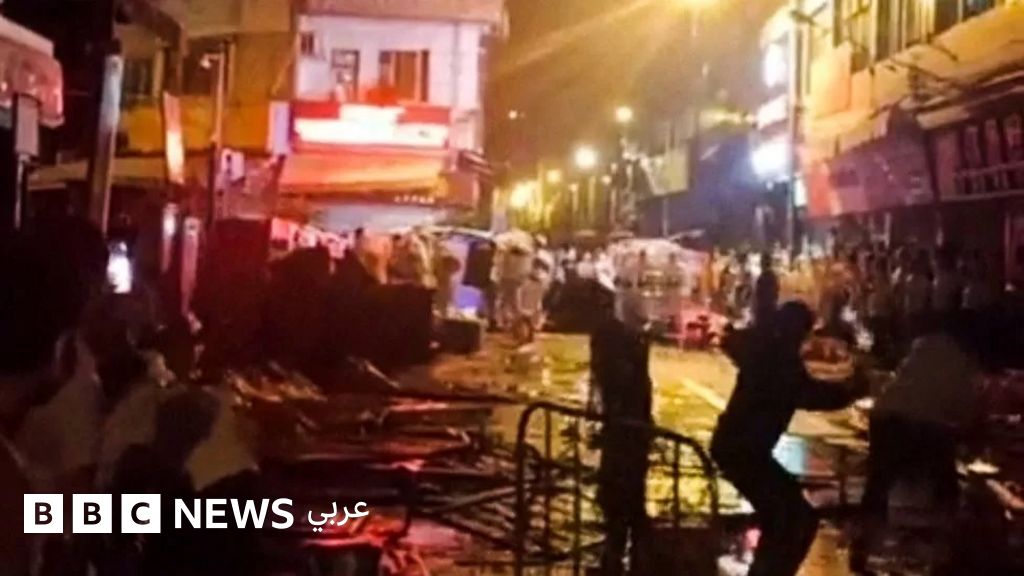فيروس كورونا مصادمات جديدة مع الشرطة في احتجاجات ضد قيود كوفيد في