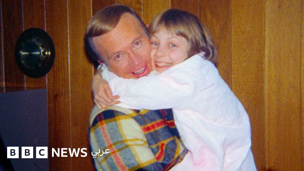ضحية اعتداء جنسي المعتدي لجأ إلى مؤامرة فضائية للسيطرة عليّ Bbc
