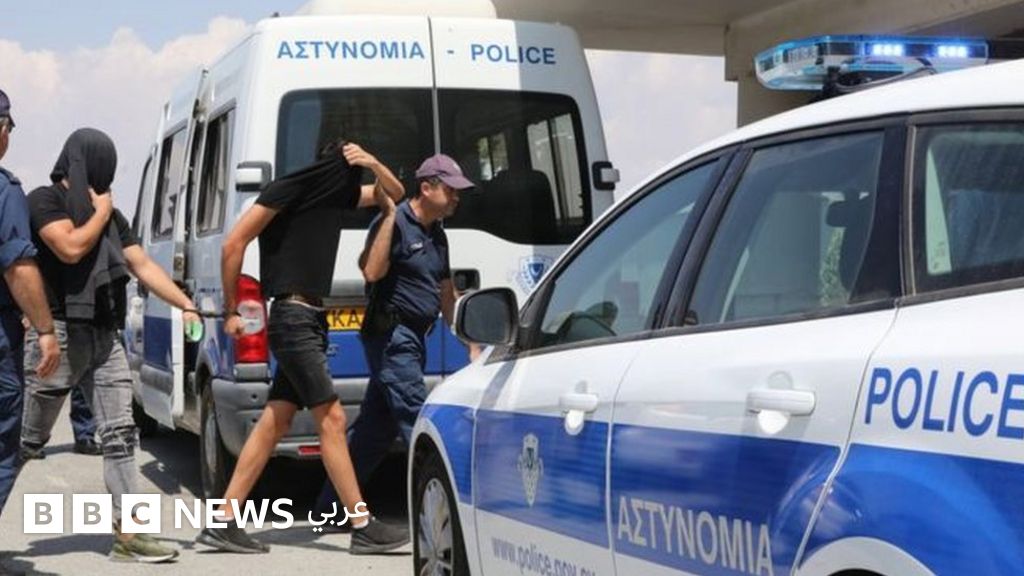 12 مراهقا إسرائيليا يمثلون أمام المحكمة في قبرص بتهمة اغتصاب فتاة