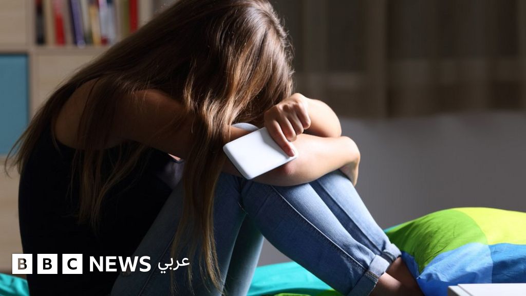 الصحة النفسية: واحدة من كل أربع شابات في إنجلترا تعاني من اضطرابات ...