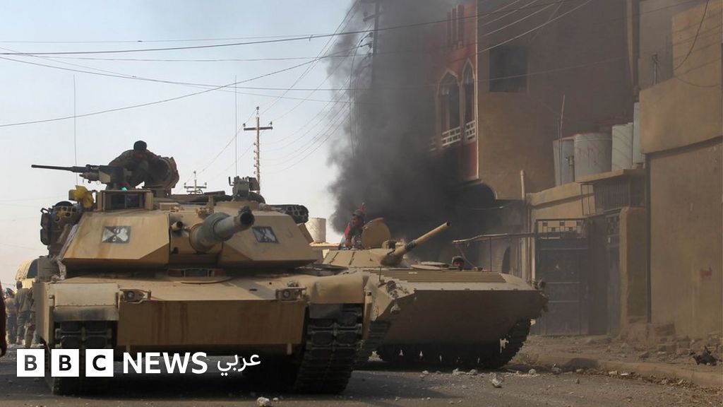 هجوم انتحاري يستهدف قاعدة أمريكية في جنوب الموصل Bbc News عربي