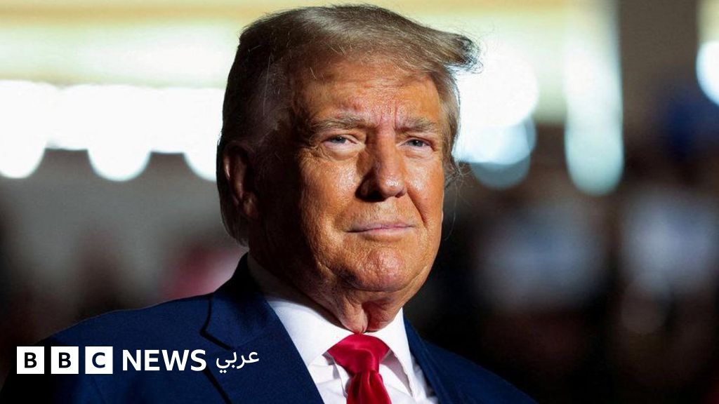 محاكمة ترامب الرئيس الأمريكي السابق يدفع ببراءته من تهم اقتحام
