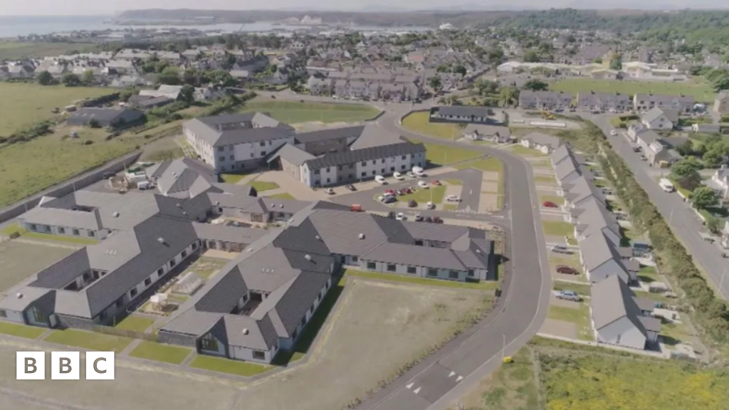 Piseach a dhìth air dachaigh-cùraim ùr an Steòrnabhagh - Naidheachdan a ...