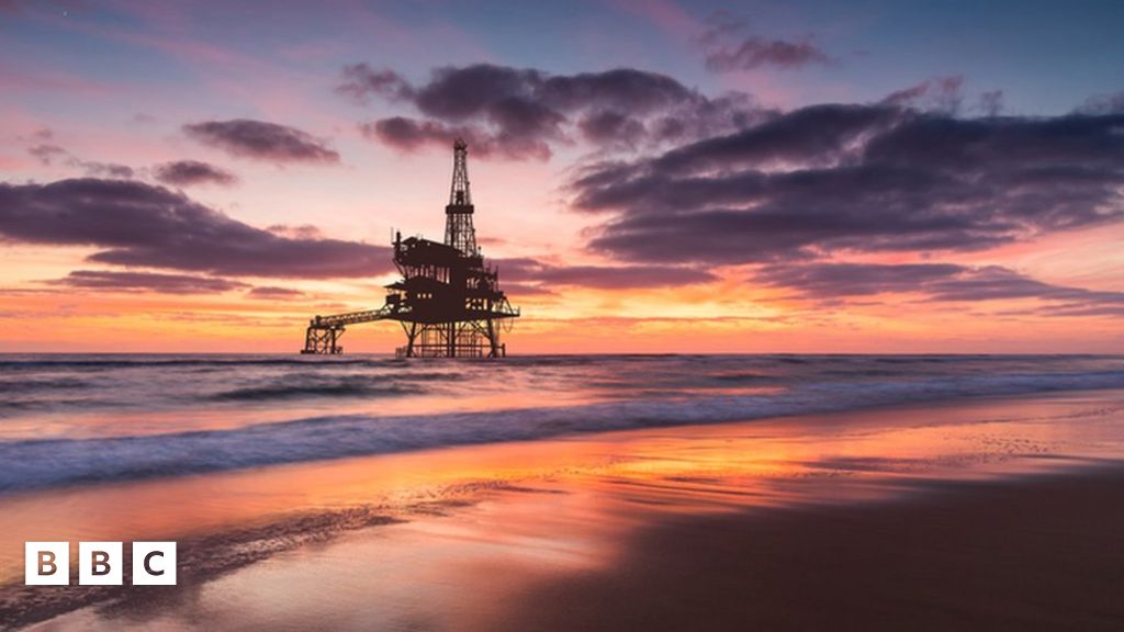 Carbon capture and fossil fuels: Government announces plans - BBC Newsround