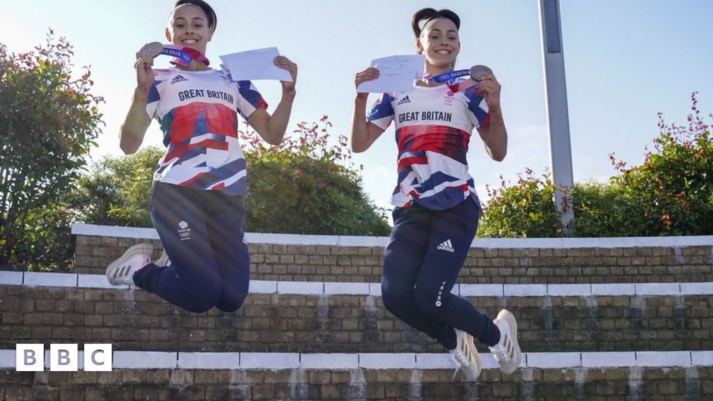 Exam results: Pupils receive their GCSE results today - BBC Newsround