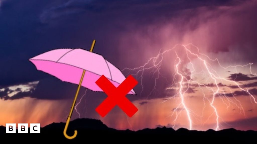UK weather: What to do in a thunderstorm - BBC Newsround