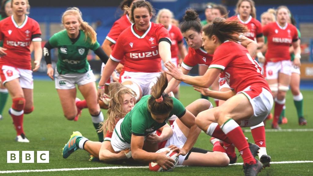 Ble nesa' i dîm rygbi merched Cymru? - BBC Cymru Fyw