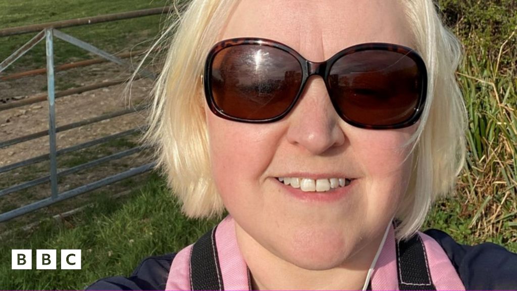 Sut i gadw'n iach wrth aros adref - BBC Cymru Fyw