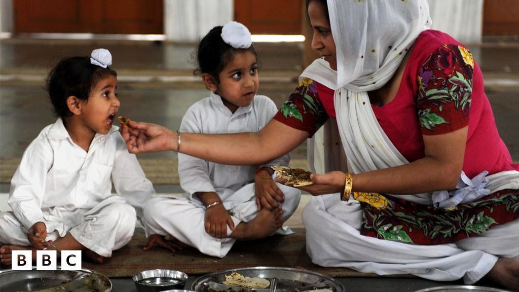 Langar Week: What is it and why is it important for the Sikh faith ...