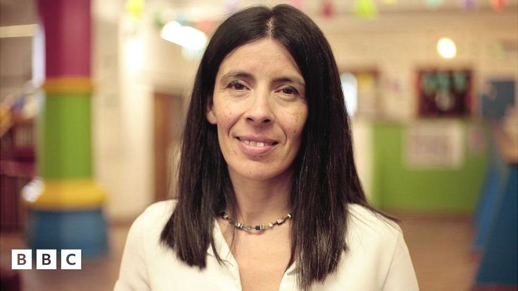 O ffoi Pinochet i fod yn Gomisiynydd Plant Cymru - BBC Cymru Fyw