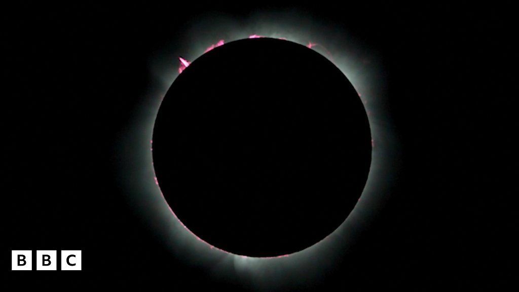 Total solar eclipse 2023: Rare event seen in Australia - BBC Newsround
