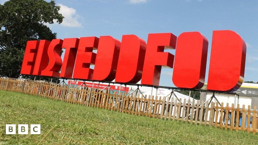 Wrecsam i wahodd Eisteddfod Genedlaethol 2025 - BBC Cymru Fyw