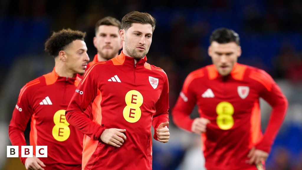 Cymru'n mynd benben â Gwlad Pwyl am le yn Euro 2024 - BBC Cymru Fyw