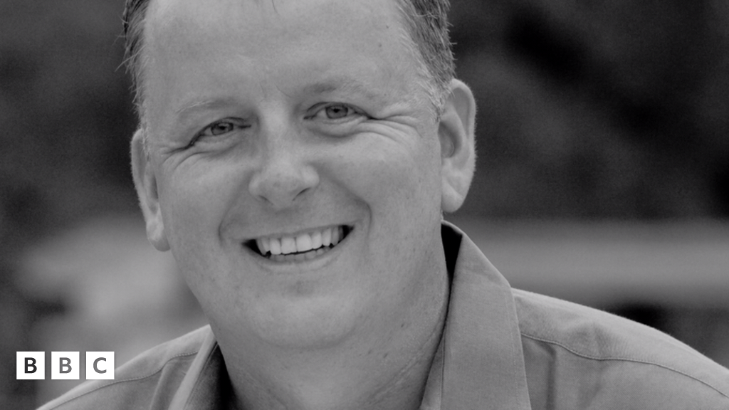 Ateb y Galw: Yr economegydd David R Williams - BBC Cymru Fyw