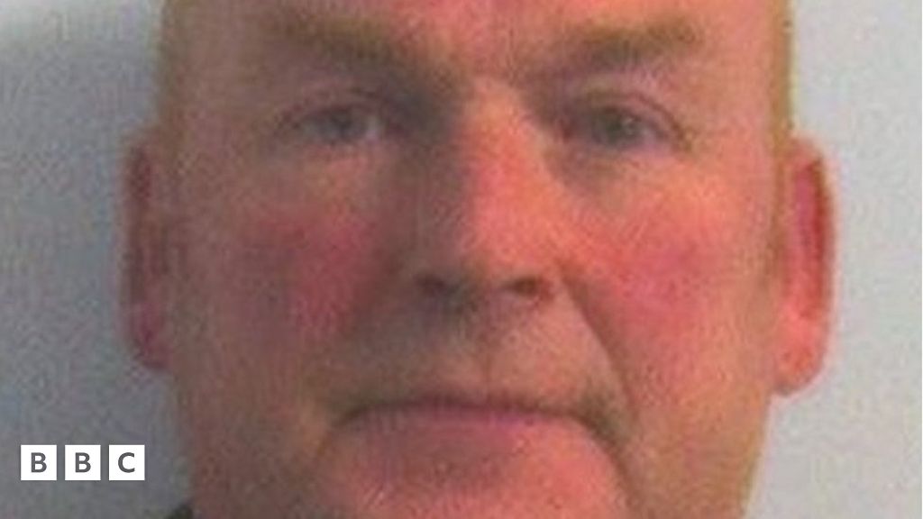 Cyngor Sir Penfro i gyhoeddi dogfen troseddwr rhyw - BBC Cymru Fyw