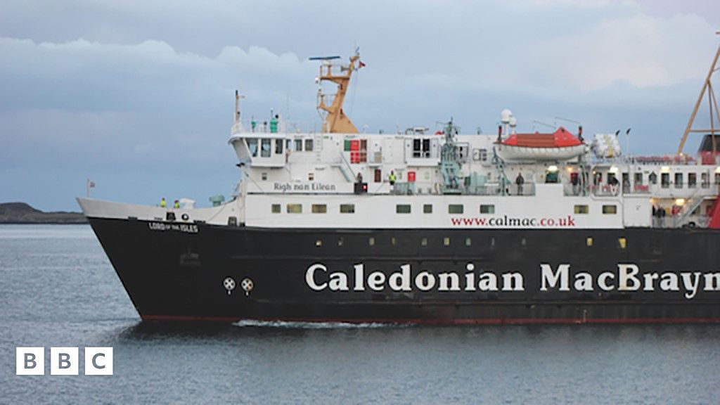 MV Lord of the Isles a-mach gu co-dhiù Dihaoine - Naidheachdan a' BhBC