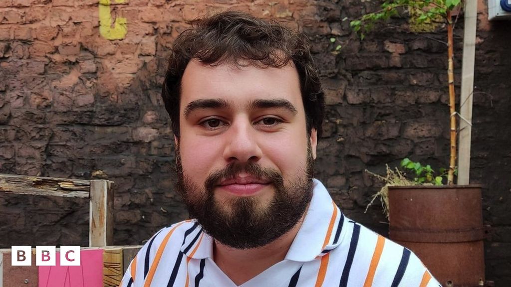 Cwis Chris Chris - BBC Cymru Fyw