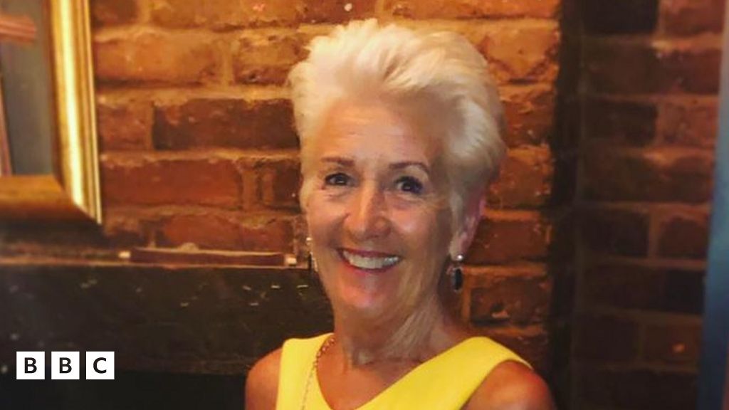 Ateb y Galw: Ann Evans, rhedwr marathons ultra - BBC Cymru Fyw