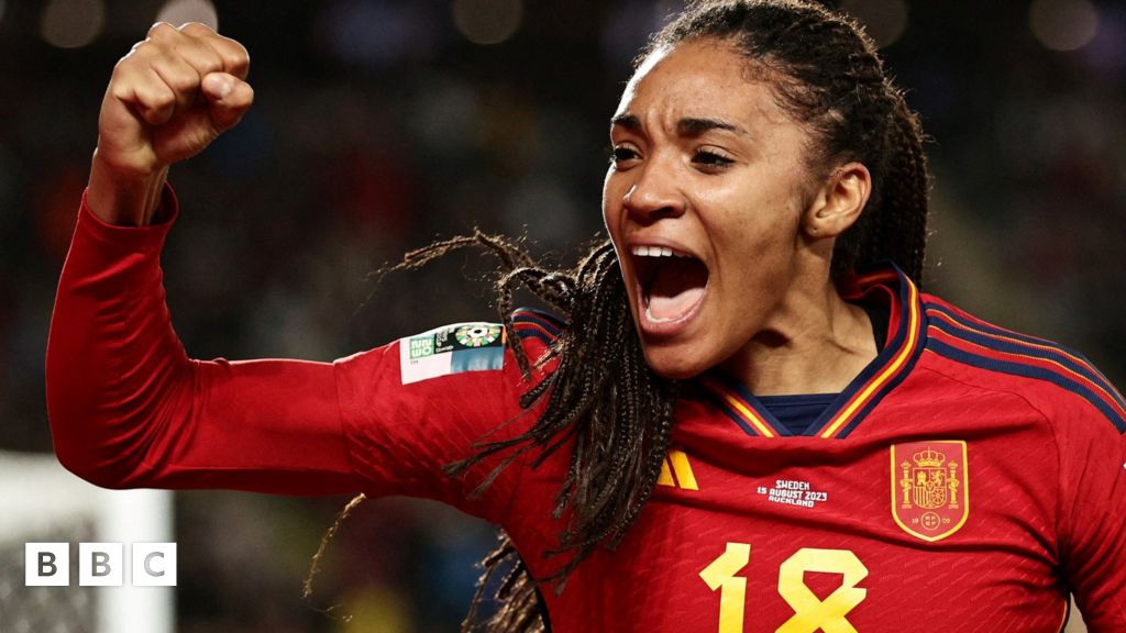 Women's World Cup: Spain beat Sweden to go through to final - BBC Newsround