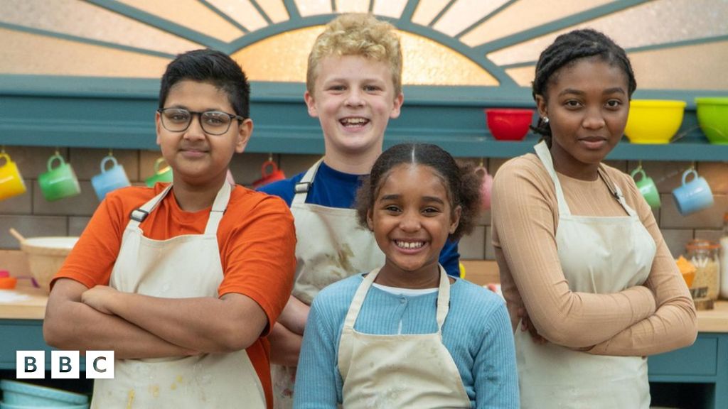 Junior Bake Off Final 2021: Reece takes home the trophy - BBC Newsround