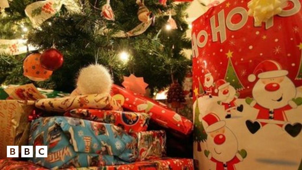 Guide: How to reduce Christmas waste - BBC Newsround