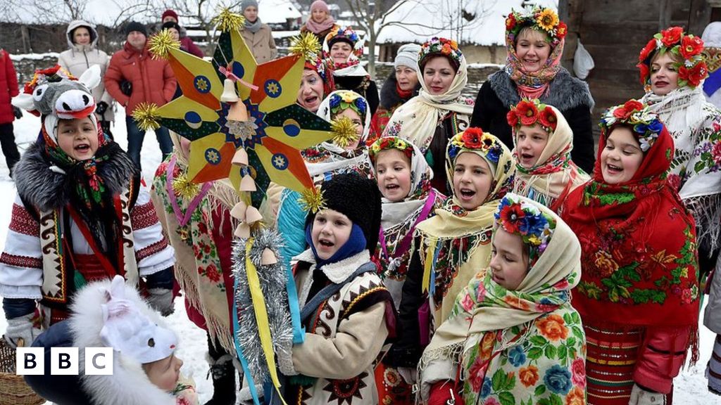Cwis: Traddodiadau Nadoligaidd - BBC Cymru Fyw