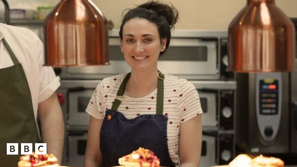 Ateb y Galw: Catrin Jones - BBC Cymru Fyw