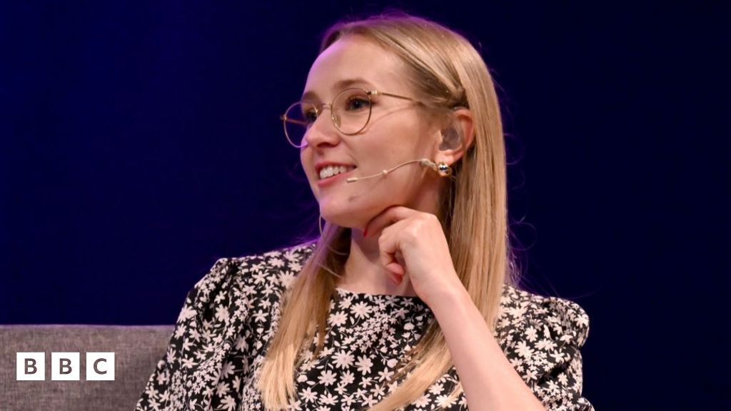 BSL: Strictly star Rose Ayling-Ellis calls for free sign language ...