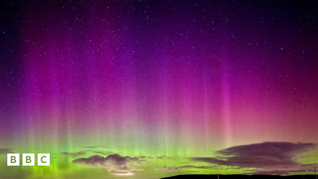 Aurora Borealis: Northern Lights put on a dazzling show across the UK ...