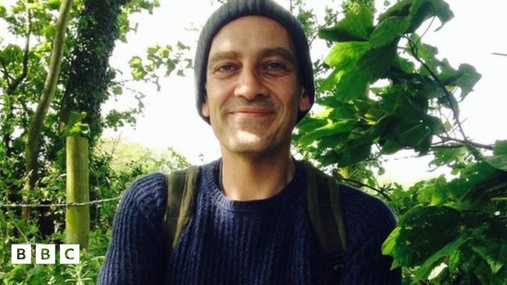 Cofio Emyr Glyn Williams - BBC Cymru Fyw