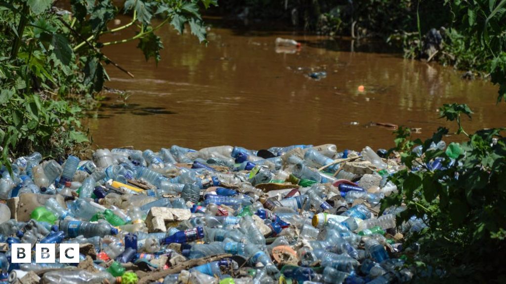 Plastic pollution: 53 million tonnes could end up in our waters - BBC ...