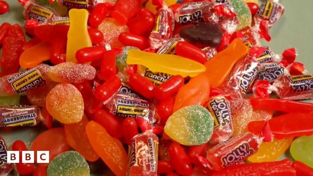 Some US sweets removed from shops over banned ingredients - BBC Newsround